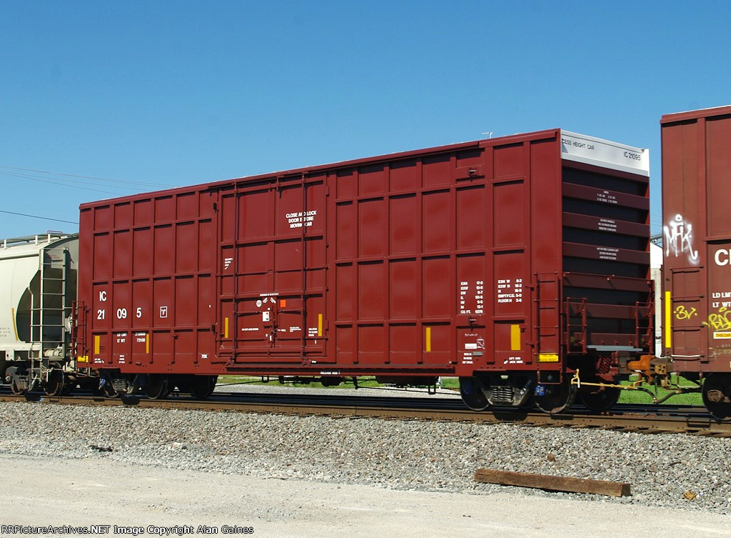 IC Box Car 21095